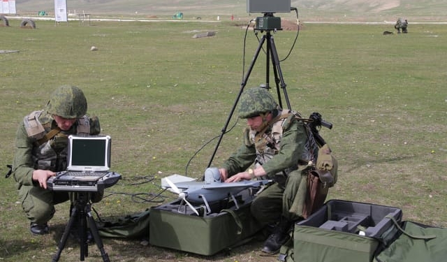 Артиллеристы 201-й военной базы уничтожили караван с оружием условных ...